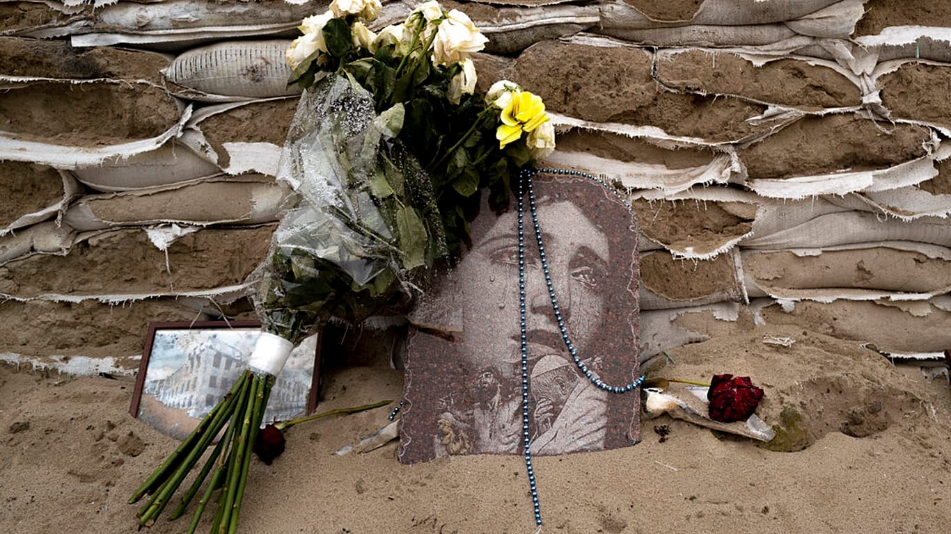 Video. Zelenskyy wishes Putin would 'perish' in Christmas Eve address ...