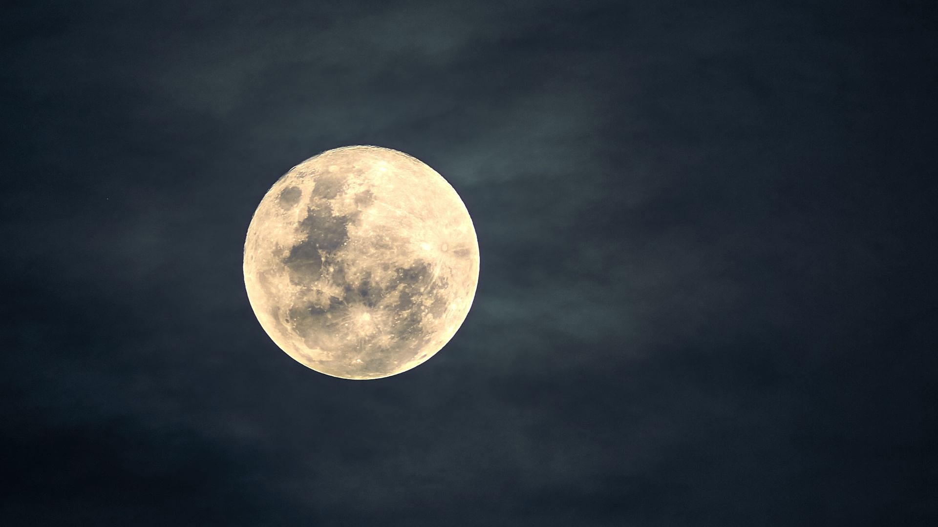 Firing moon dust into space could stop global warming, scientists find ...