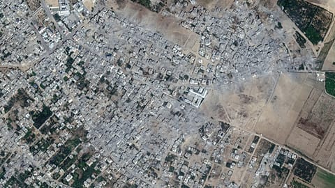 Northern Gaza reduced to rubble: Satellite images show before and after ...