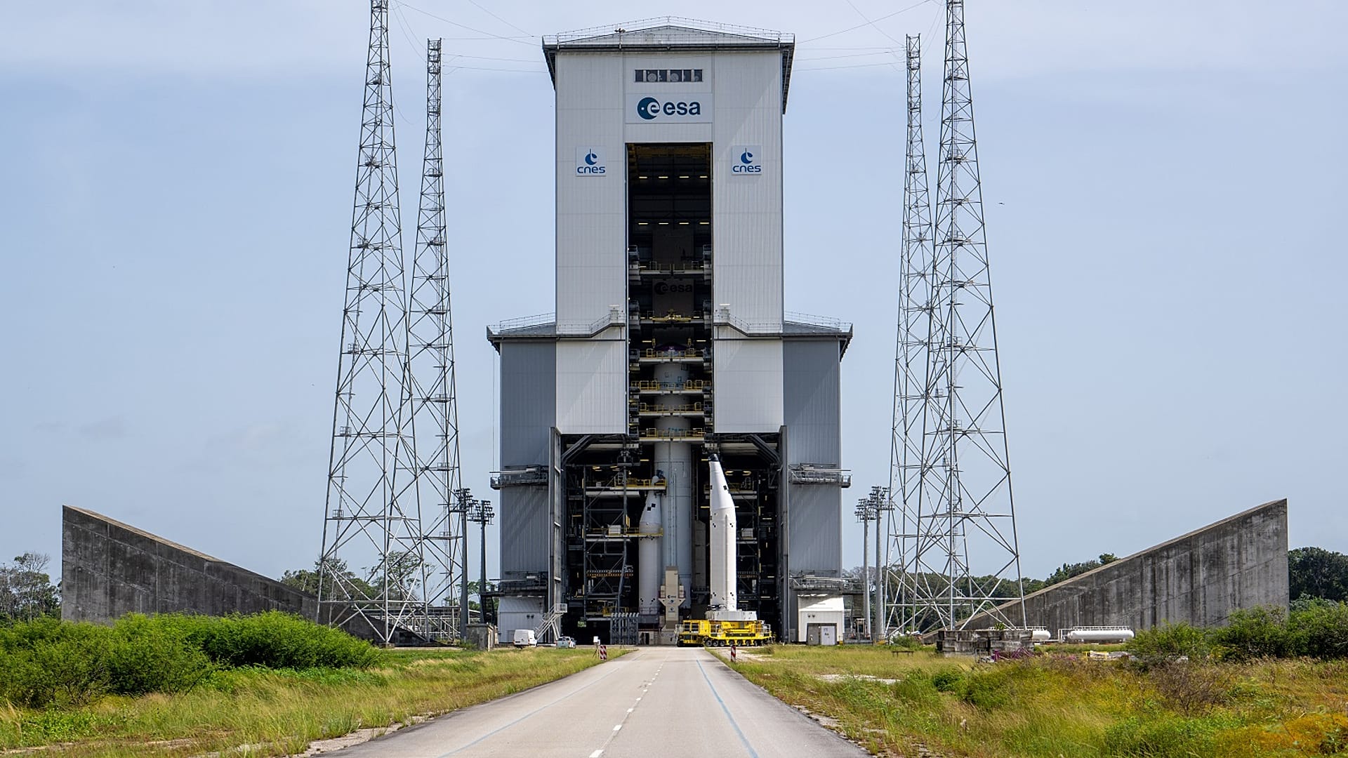 Final preparations for Ariane 6, Europe's newest rocket, underway ahead ...