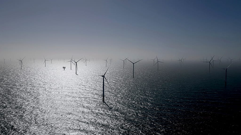 Energy giant RWE to build two new wind farms off the German coast ...