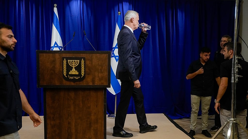 Israeli centrist politician Benny Gantz resigns from Netanyahu's war ...