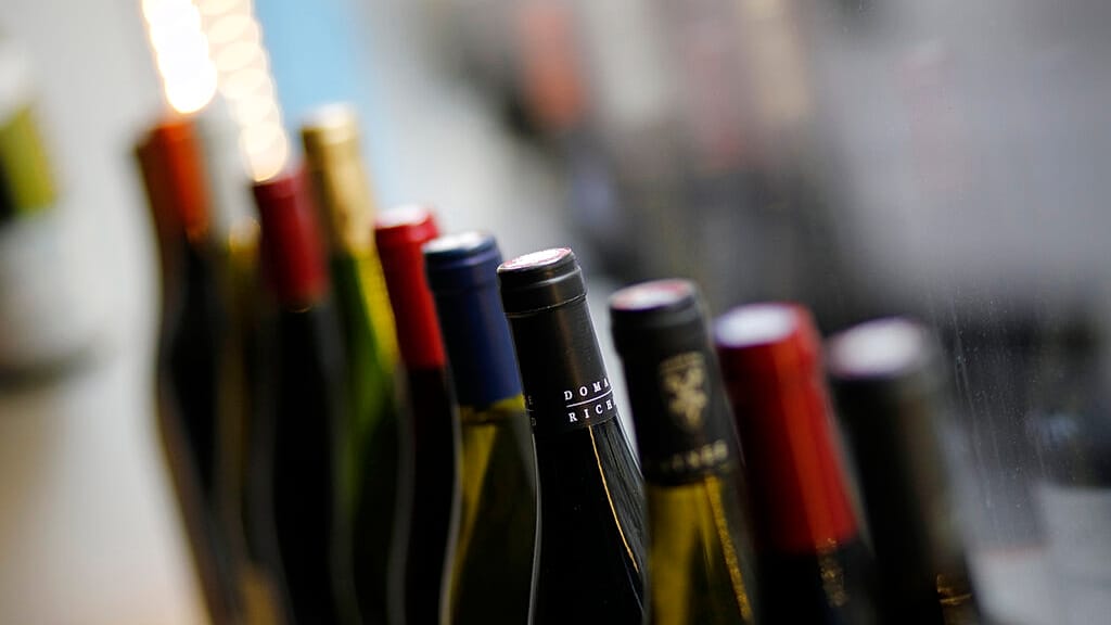 Cheers! British wine industry fortunes look rosé - but can it compete ...