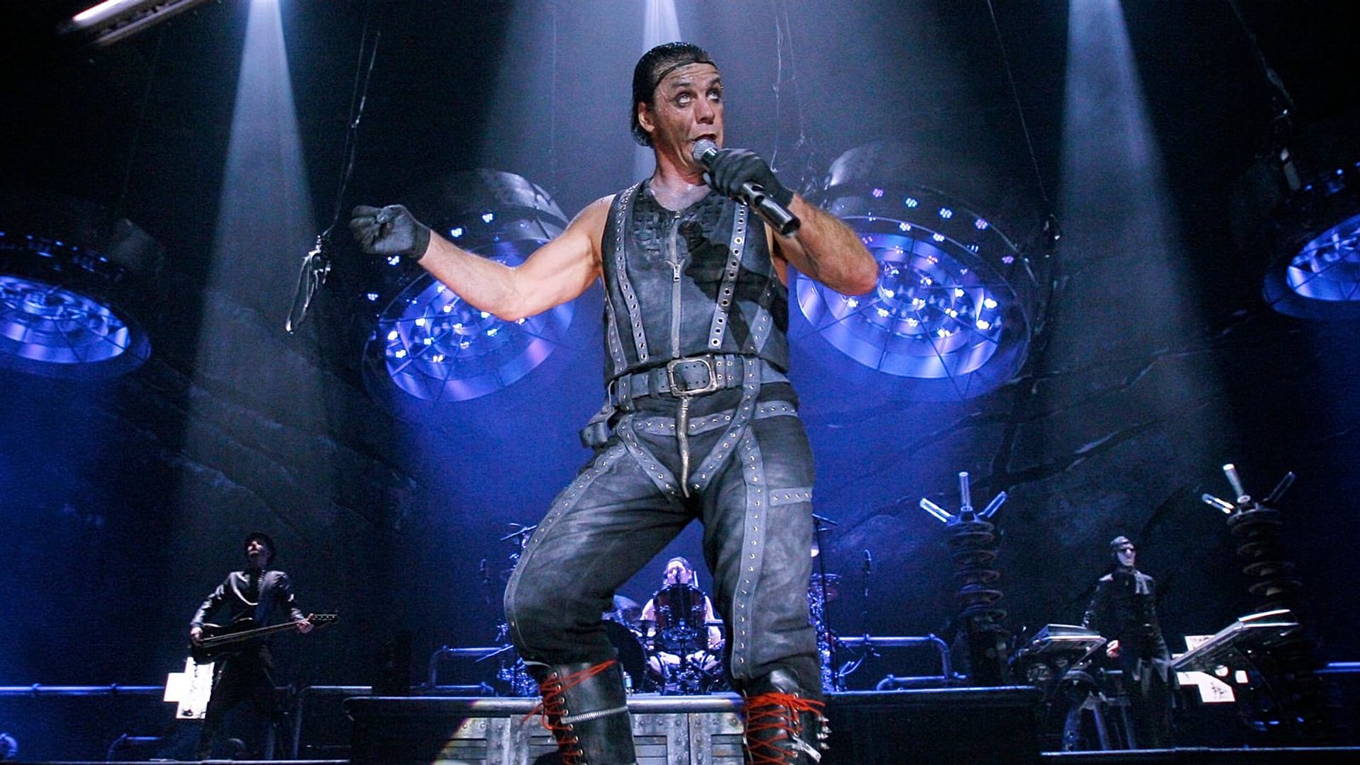 Rammstein frontman Till Lindemann sues German publication over alleged ...