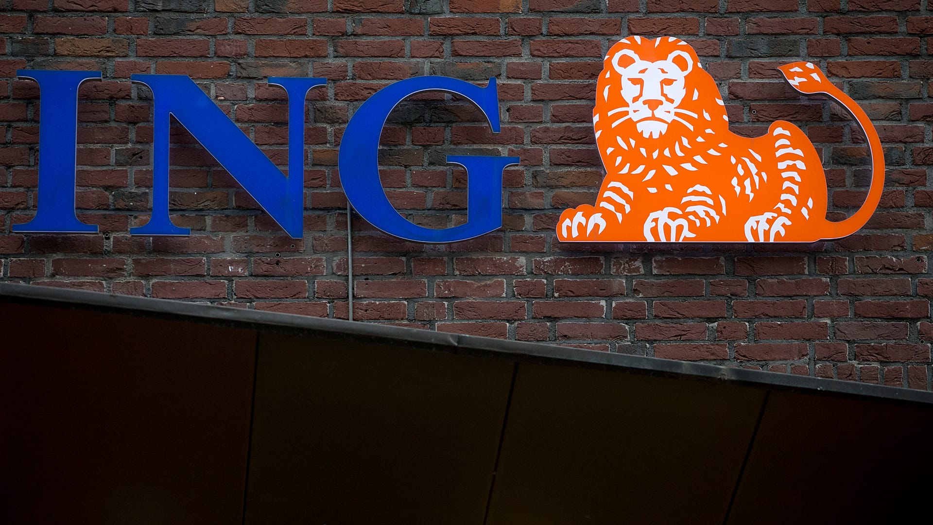 ING pledges to stop financing new upstream oil and gas projects | Euronews