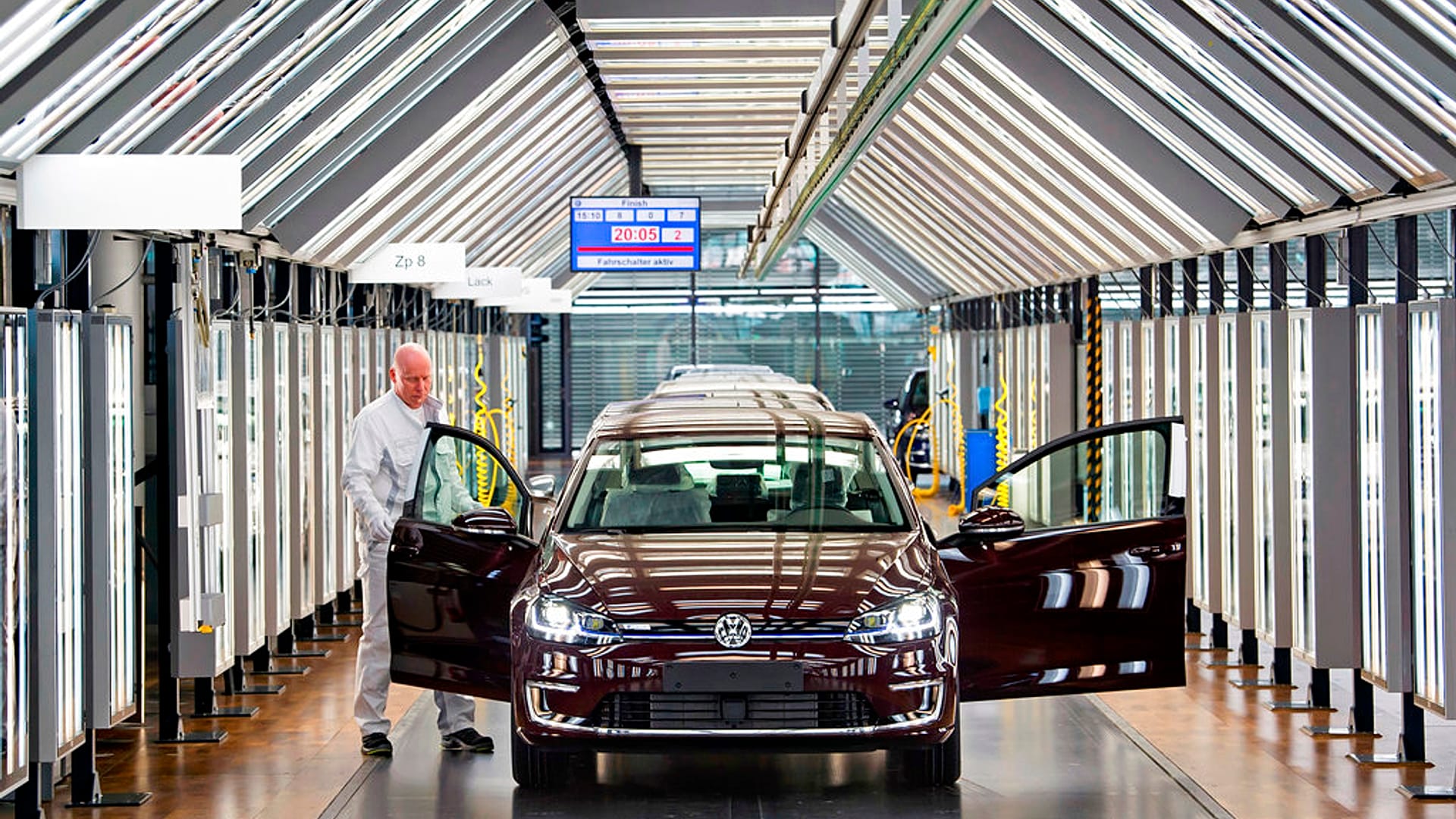 Transition to zero-emission mobility: The EU’s plan to save Europe's ...