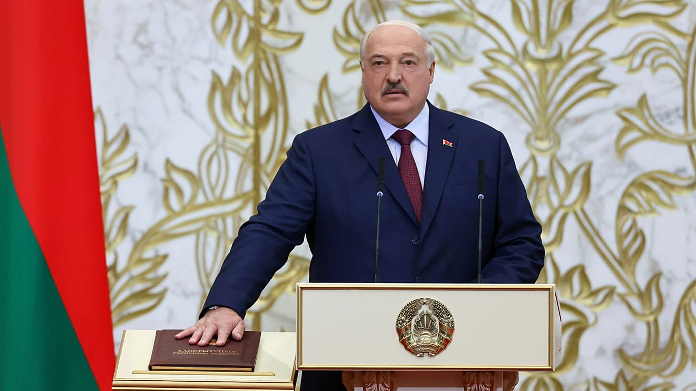 Lukashenko sworn in again as Belarus' president, tells critics 'You ...