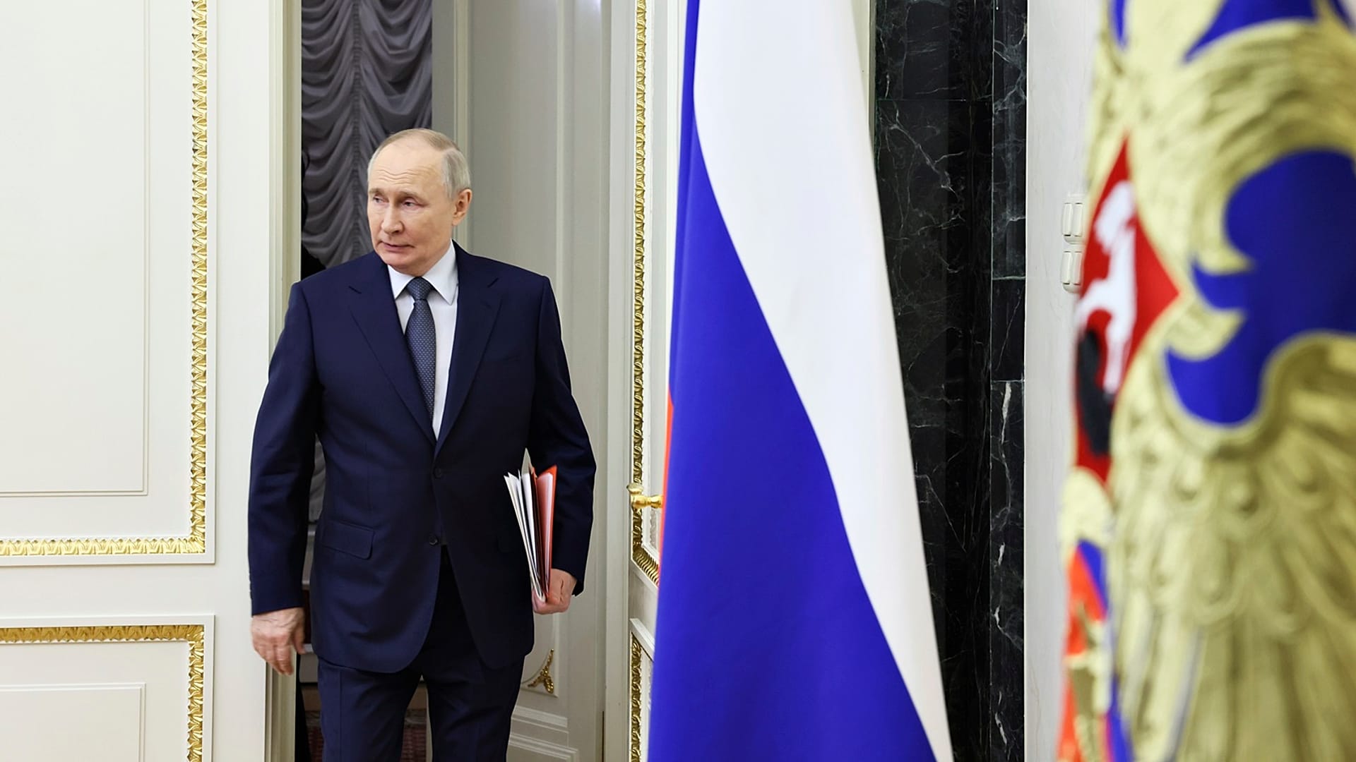 Russia's demand for sanctions relief thrusts the EU into the talks ...