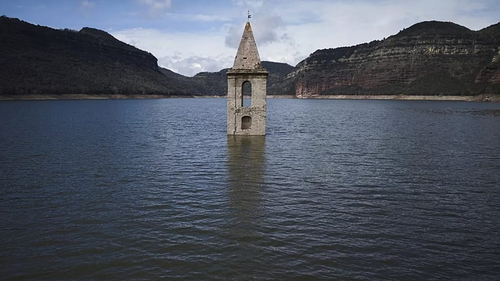 Video. Heavy rainfall fills Spain's reservoirs — and brings flash ...