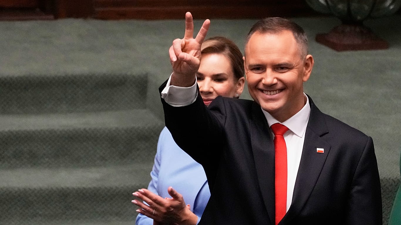 Karol Nawrocki pojedzie do USA. Spotka się z Donaldem Trumpem | Euronews