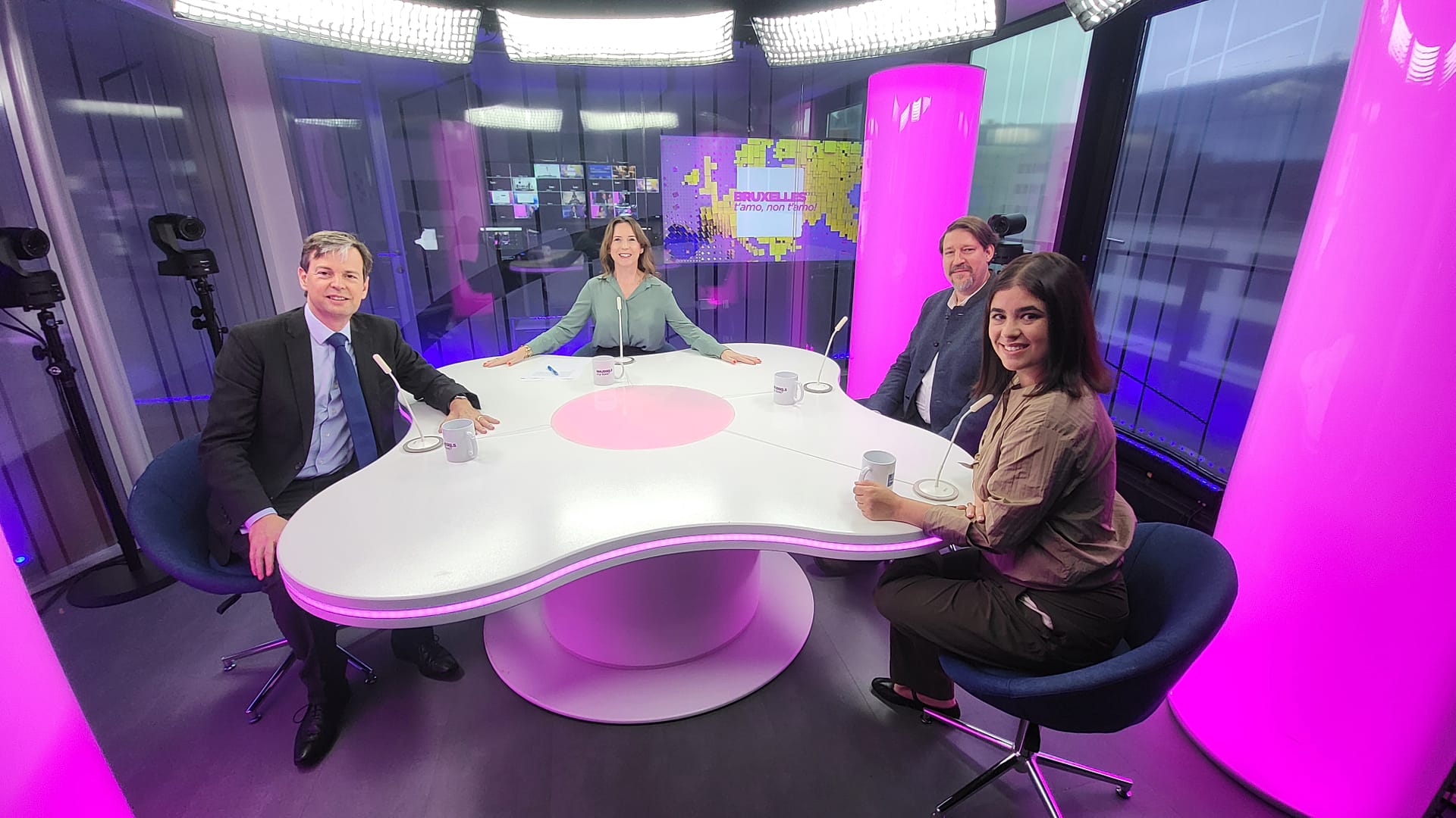 Brussels, my love? Emmanuel Macron: A King without his country? | Euronews