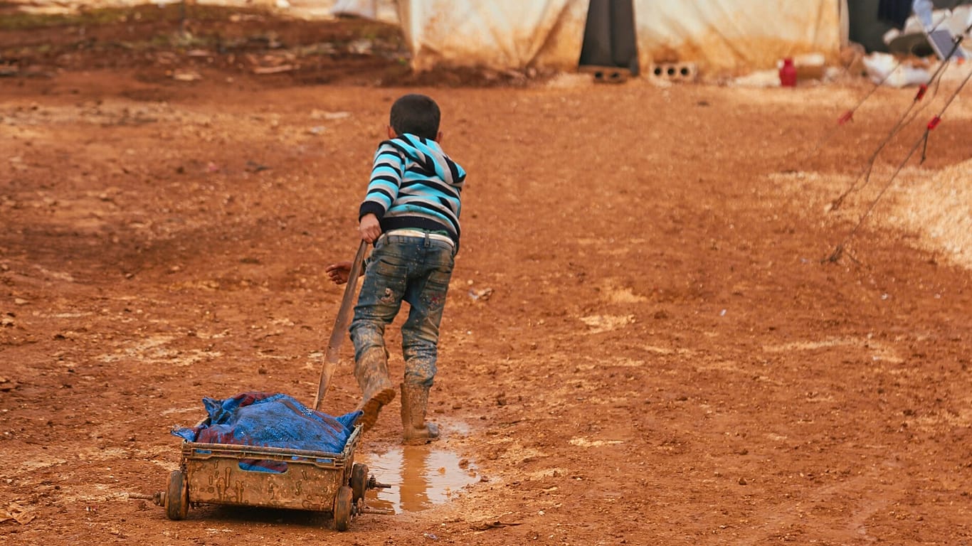 ‘Leaving the world’s poorest behind’: Nearly 900 million poor people ...