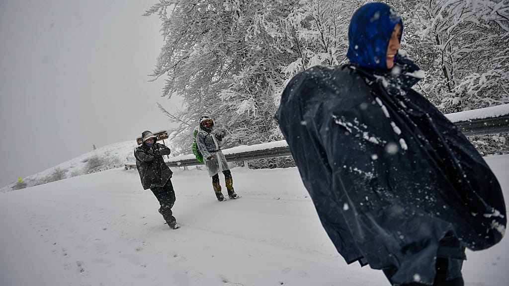 Video. Tempesta Marta: un morto in Portogallo e molti disagi in Spagna ...
