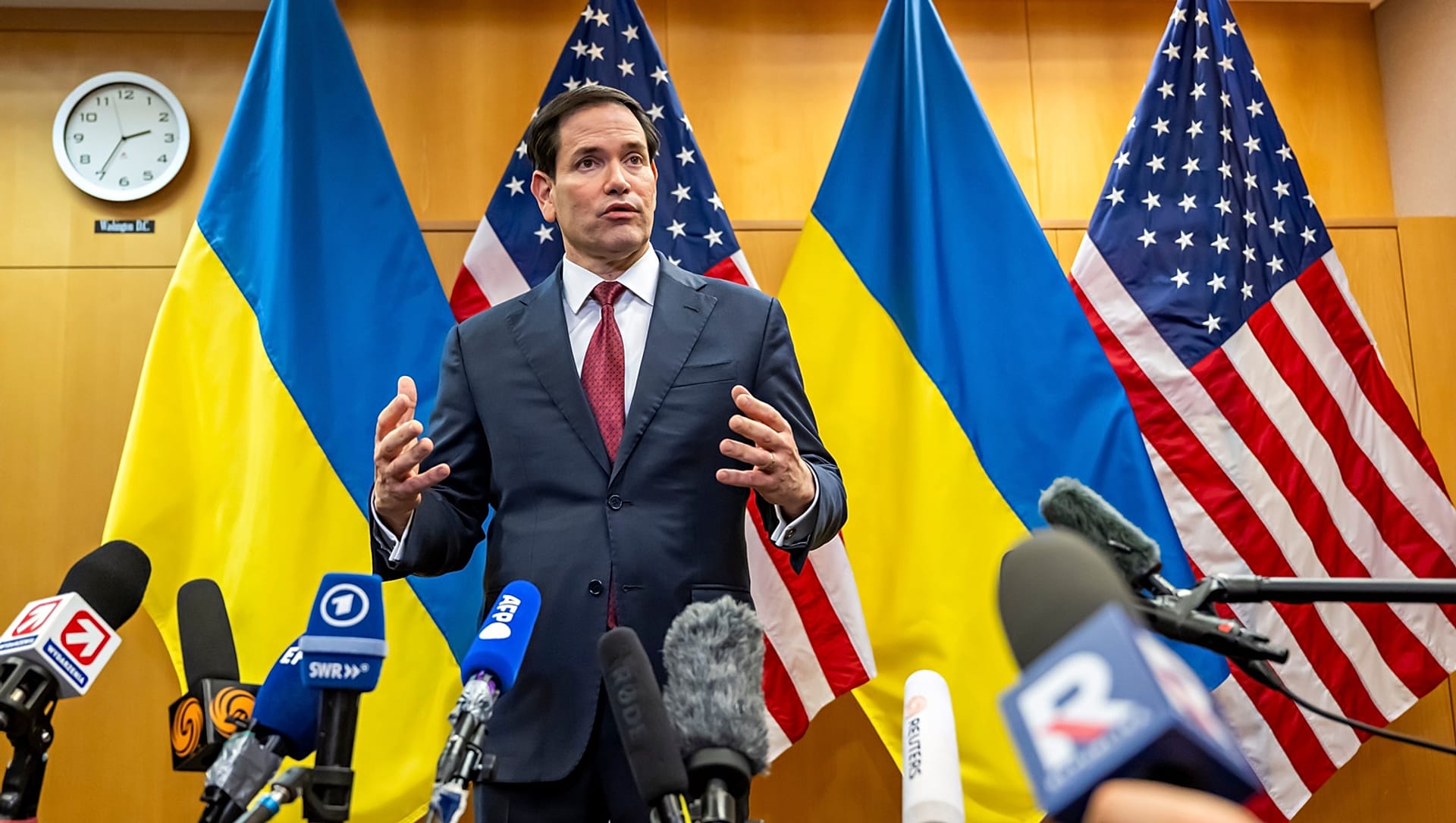 Мирные переговоры: ЕС требует "полного участия" в решении вопроса о ...