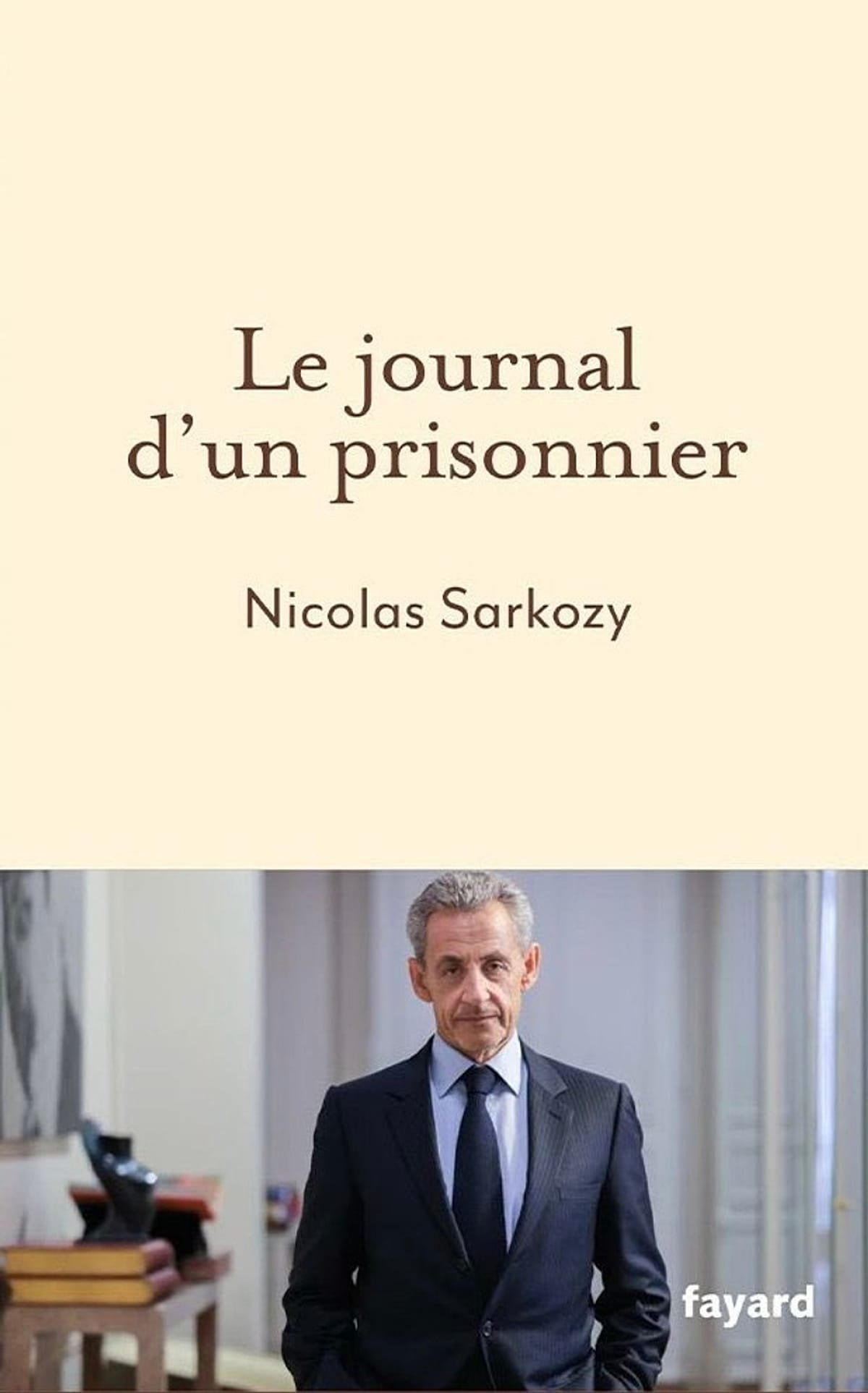 "Дневник заключенного". Экс-президент Франции Саркози выпускает книгу о ...