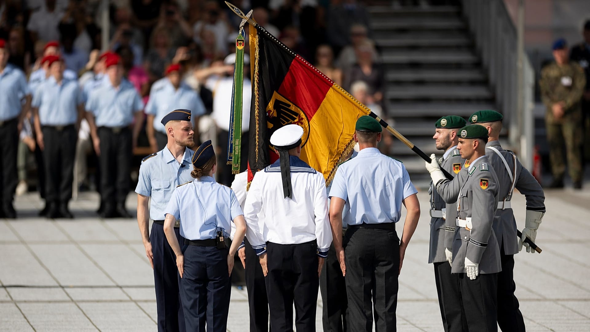 US ambassador suggests Germany take NATO's top military role in future ...