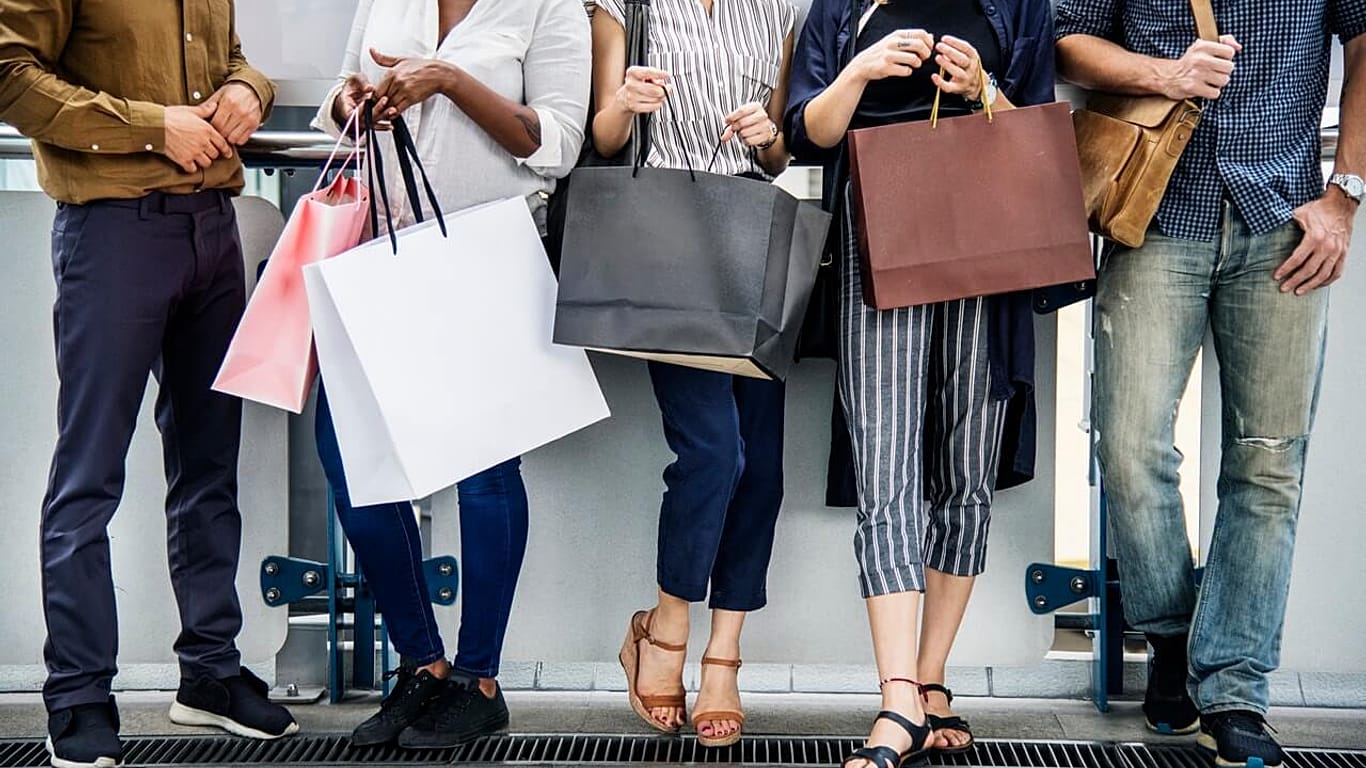The Black Friday trap: The psychological keys that trigger consumerism ...