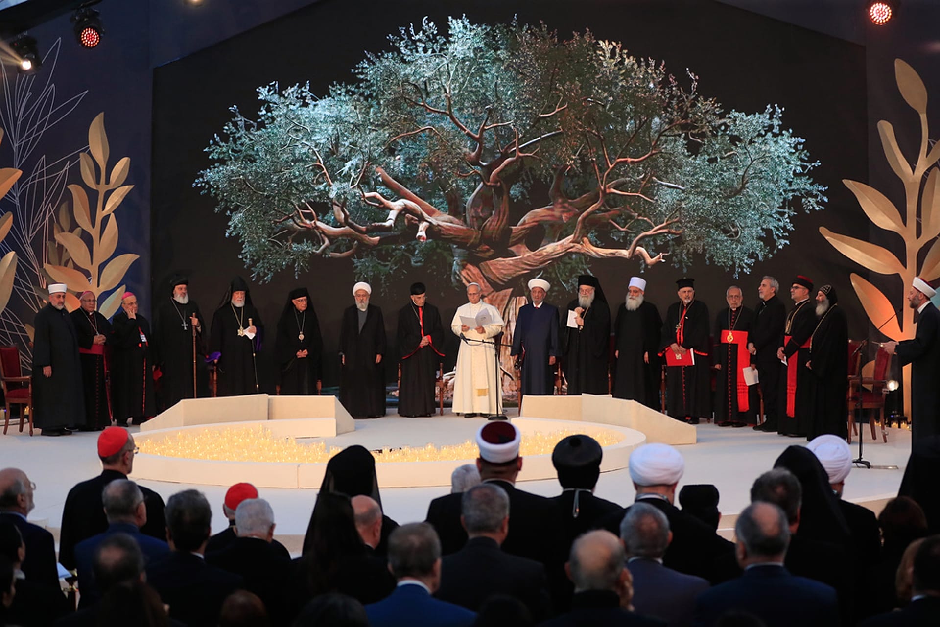 Pope Leo XIV urges unity and peace at interfaith gathering in Lebanon ...