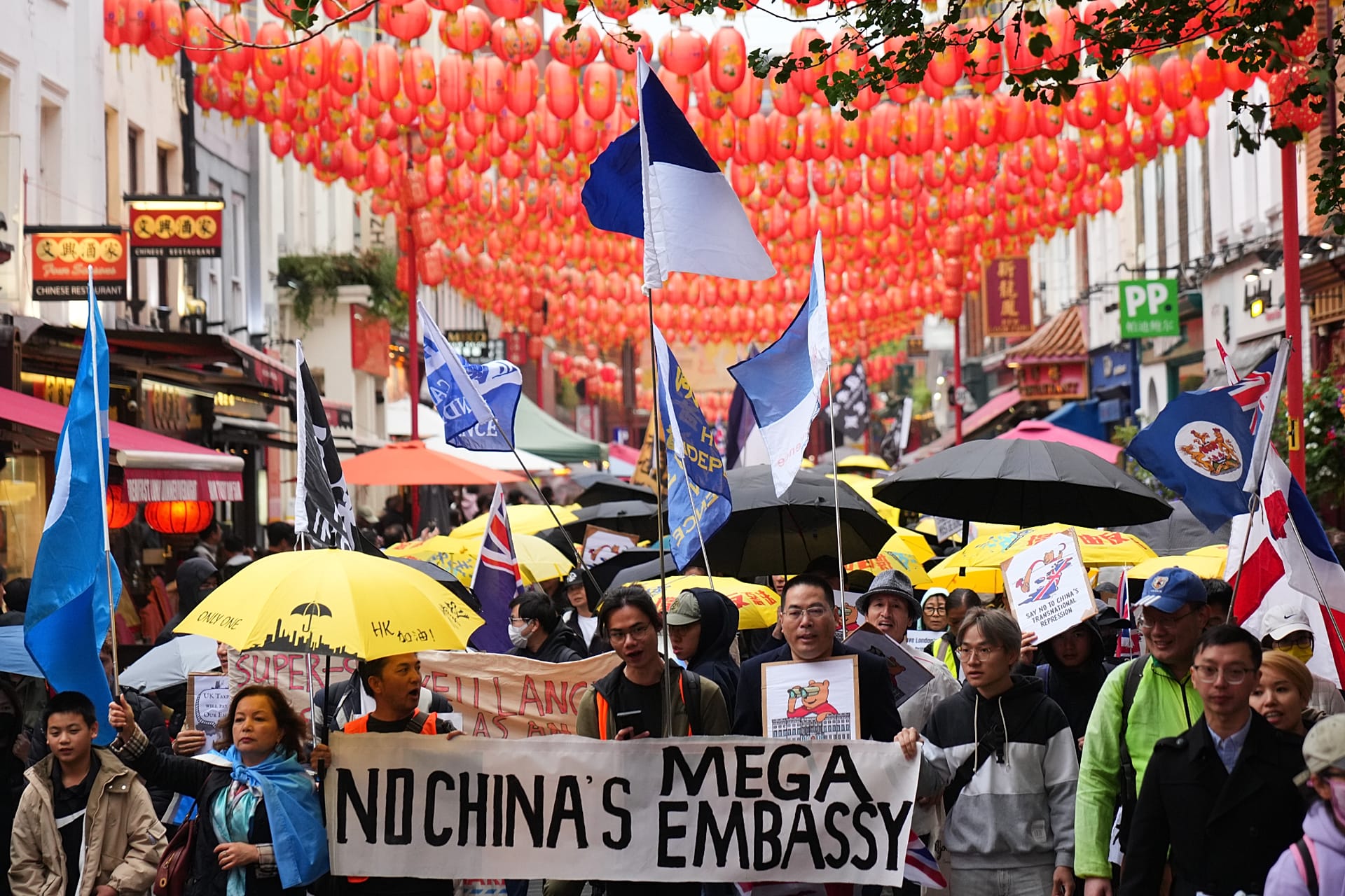 China slams UK for delaying decision again on massive new London mega ...