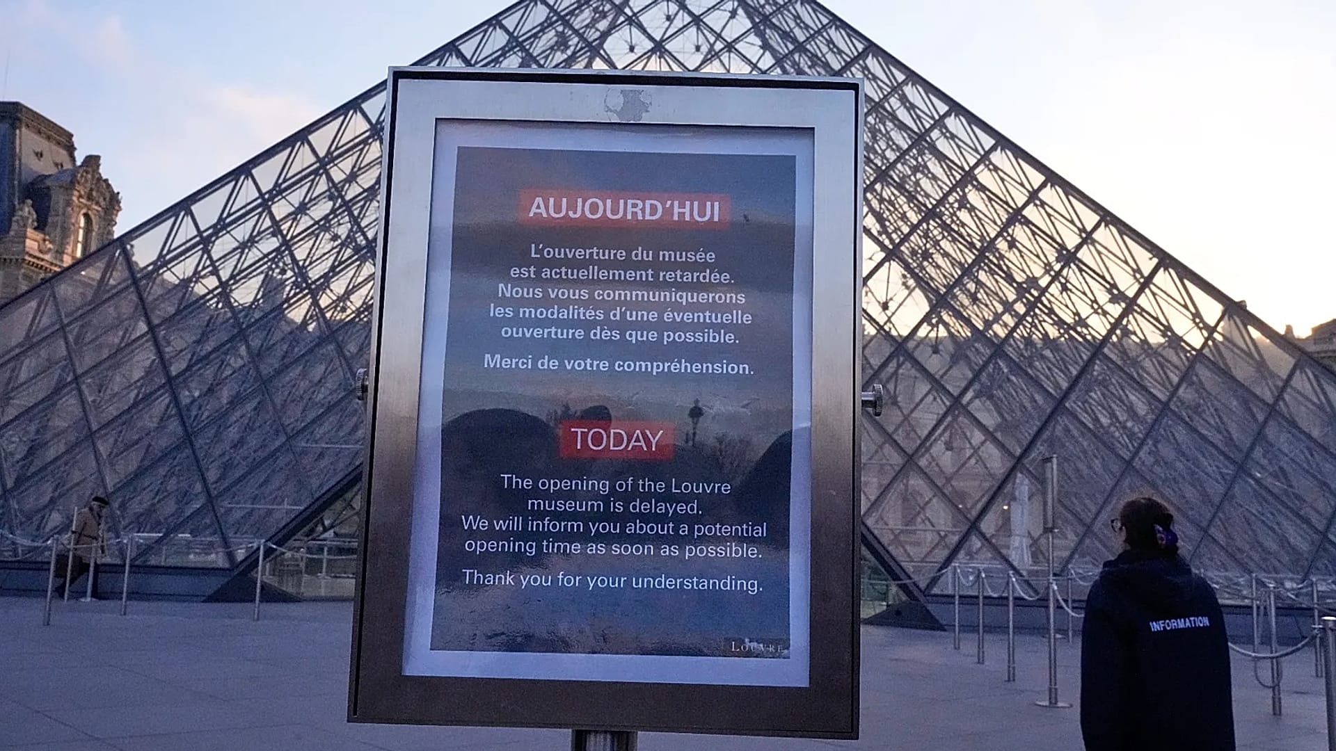 Louvre closed as staff strike over working conditions, weeks after €88m ...