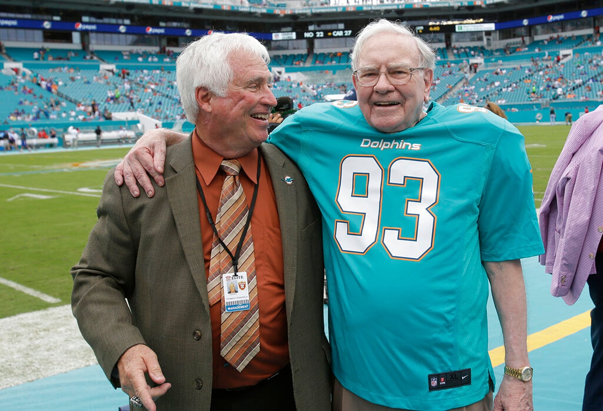 Warren Buffett, ‘Oracle of Omaha,’ retires after 60 years in business ...