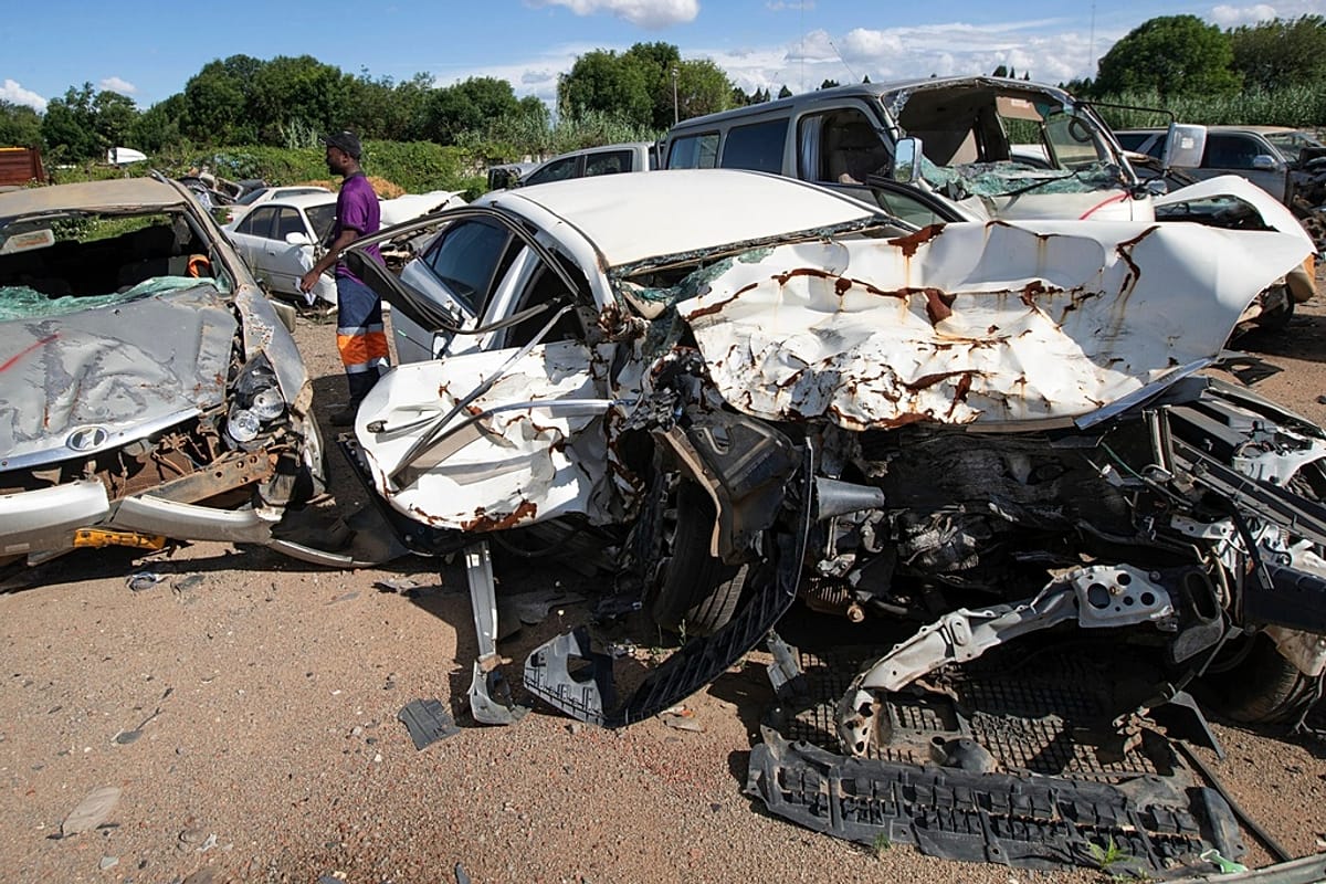 Driving instructors teach students how to survive Zimbabwe's deadly ...