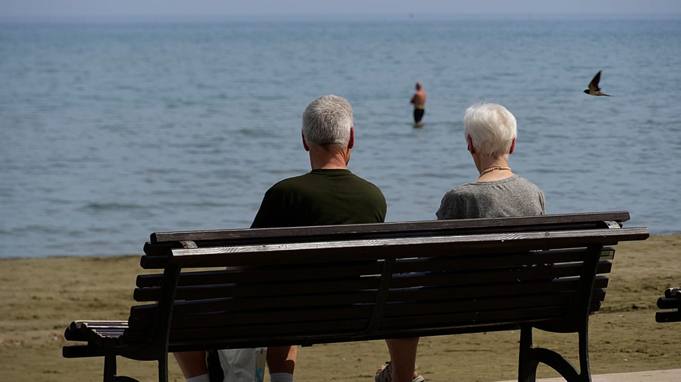 Blue zones: Are global longevity hotspots a myth? New study shows where ...