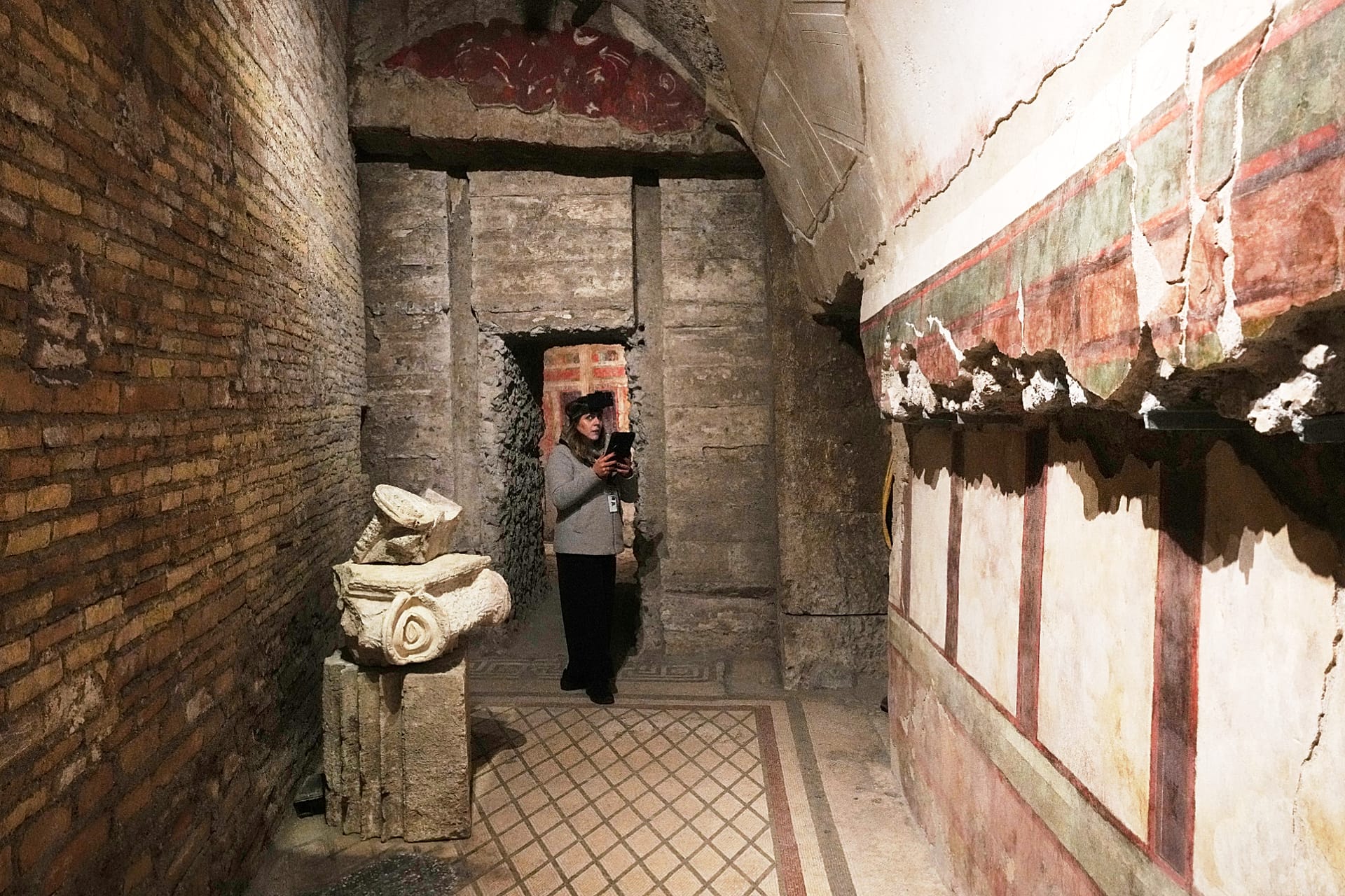 Ancient Rome meets modern technology as tourists visit restored ...