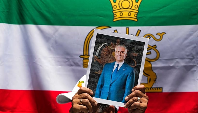 Exiled son of Iran's shah says Islamic Republic 'will fall' | Euronews