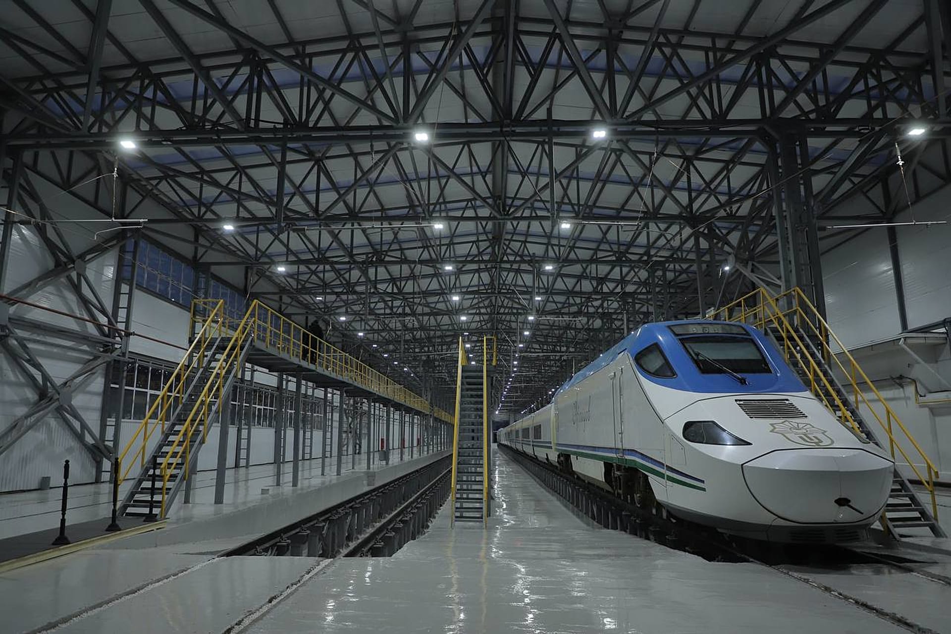 Uzbekistan develops new rail links to strengthen Eurasian transit role ...