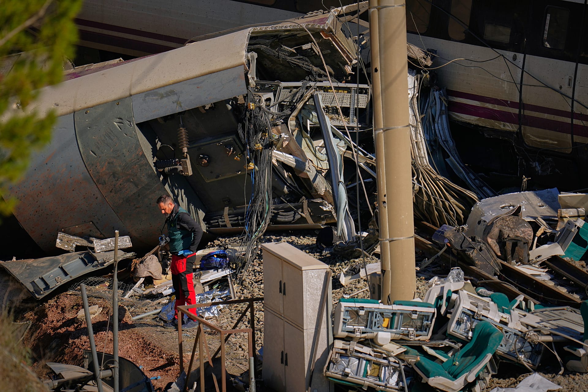 Railway track broke day before train accident that killed 46, Spain's ...