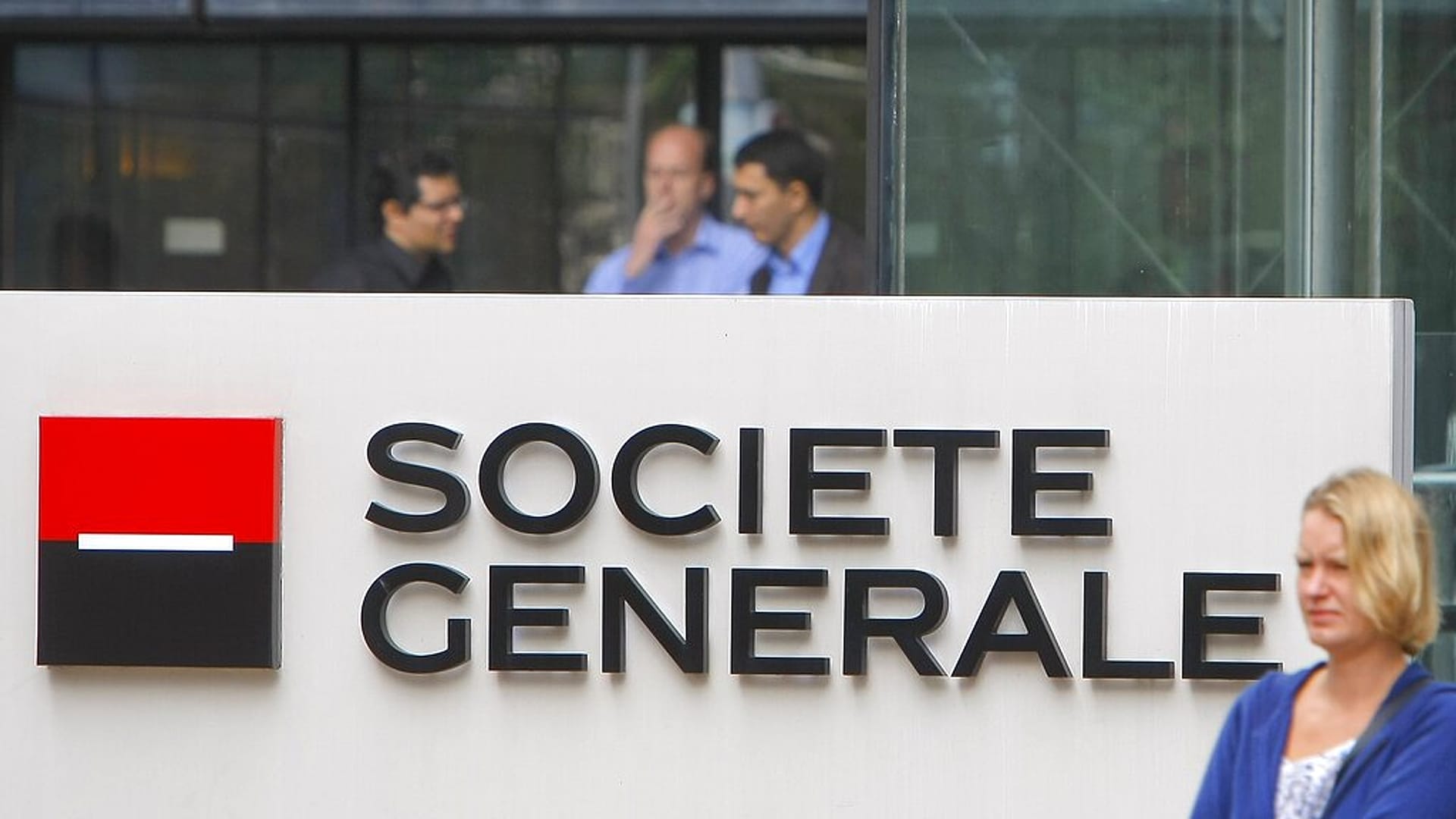 Société Générale shares rise after announcement of 1,800 job cuts ...