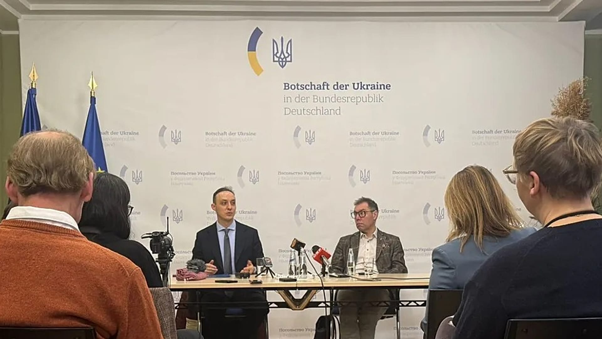 Russia uses 'shadow mail' postal system to bypass EU sanctions, report ...