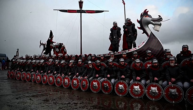 Video. Scottish vikings march through the streets for Up Helly Aa ...