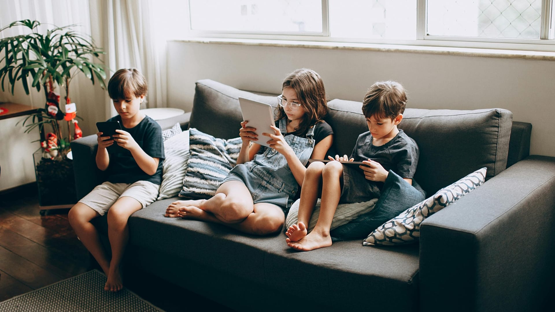 Australia’s under-16 social media ban: How children are already finding ...
