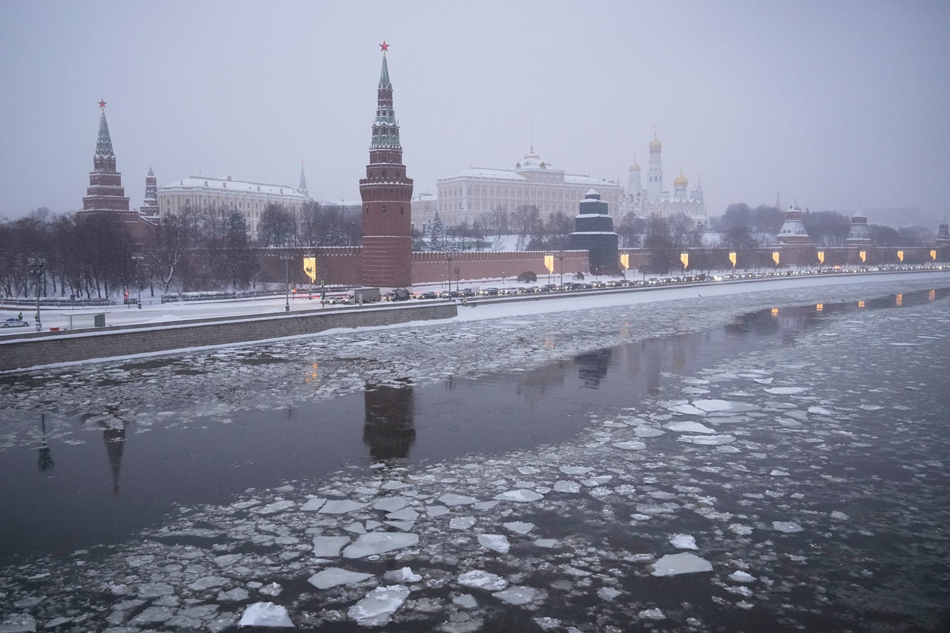 Russia: a Mosca la nevicata più abbondante in oltre duecento anni ...