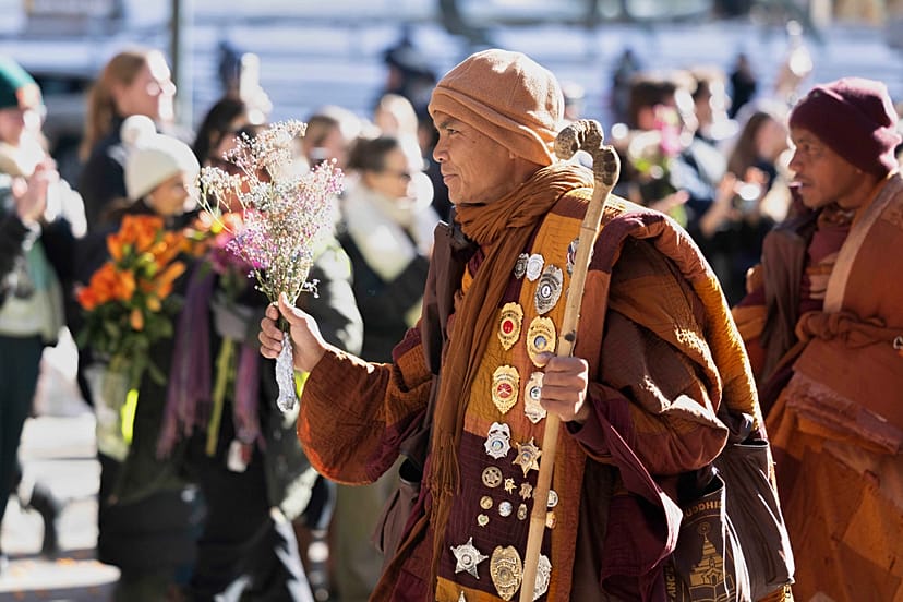Buddhist monks on 'Walk for Peace' across the United States arrive in ...