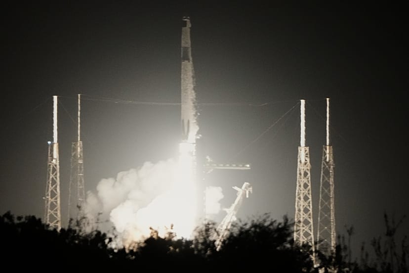 Astronautas internacionais partem para a ISS após primeira evacuação ...