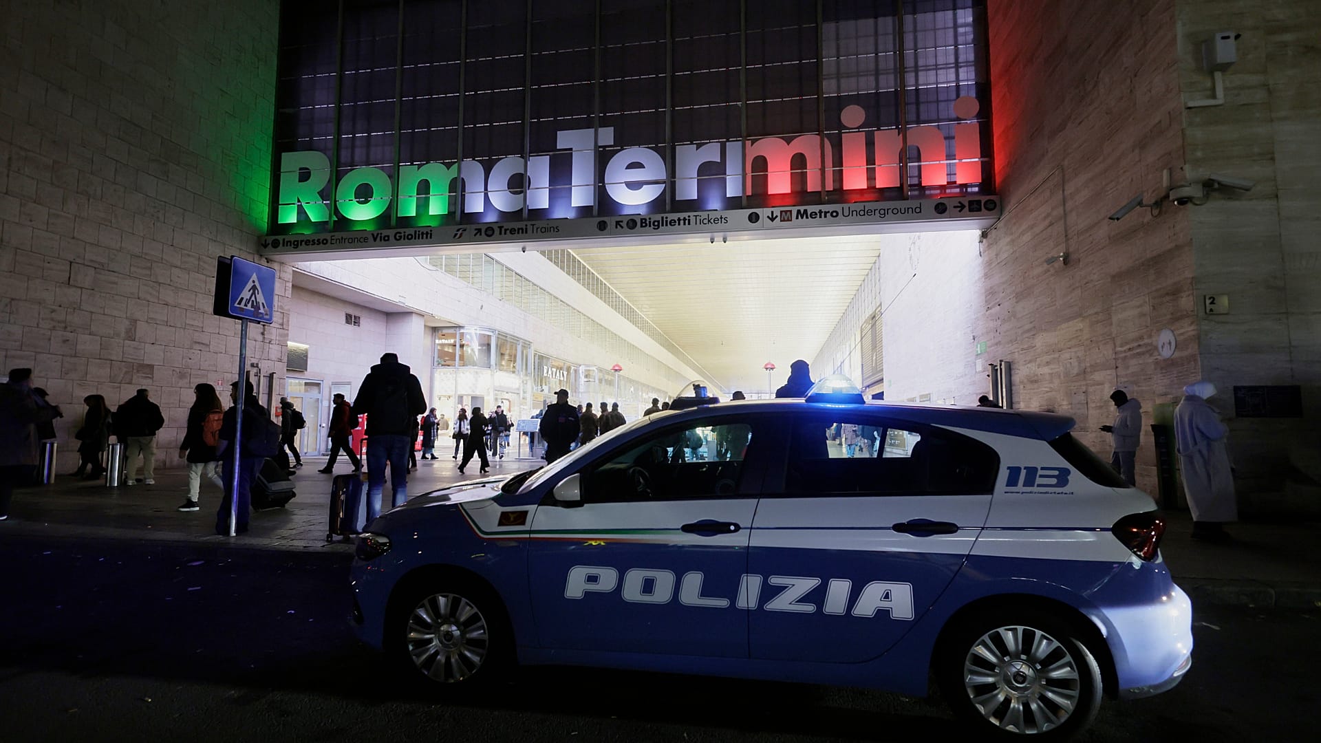 Rome police probed over alleged luxury theft at central railway station ...