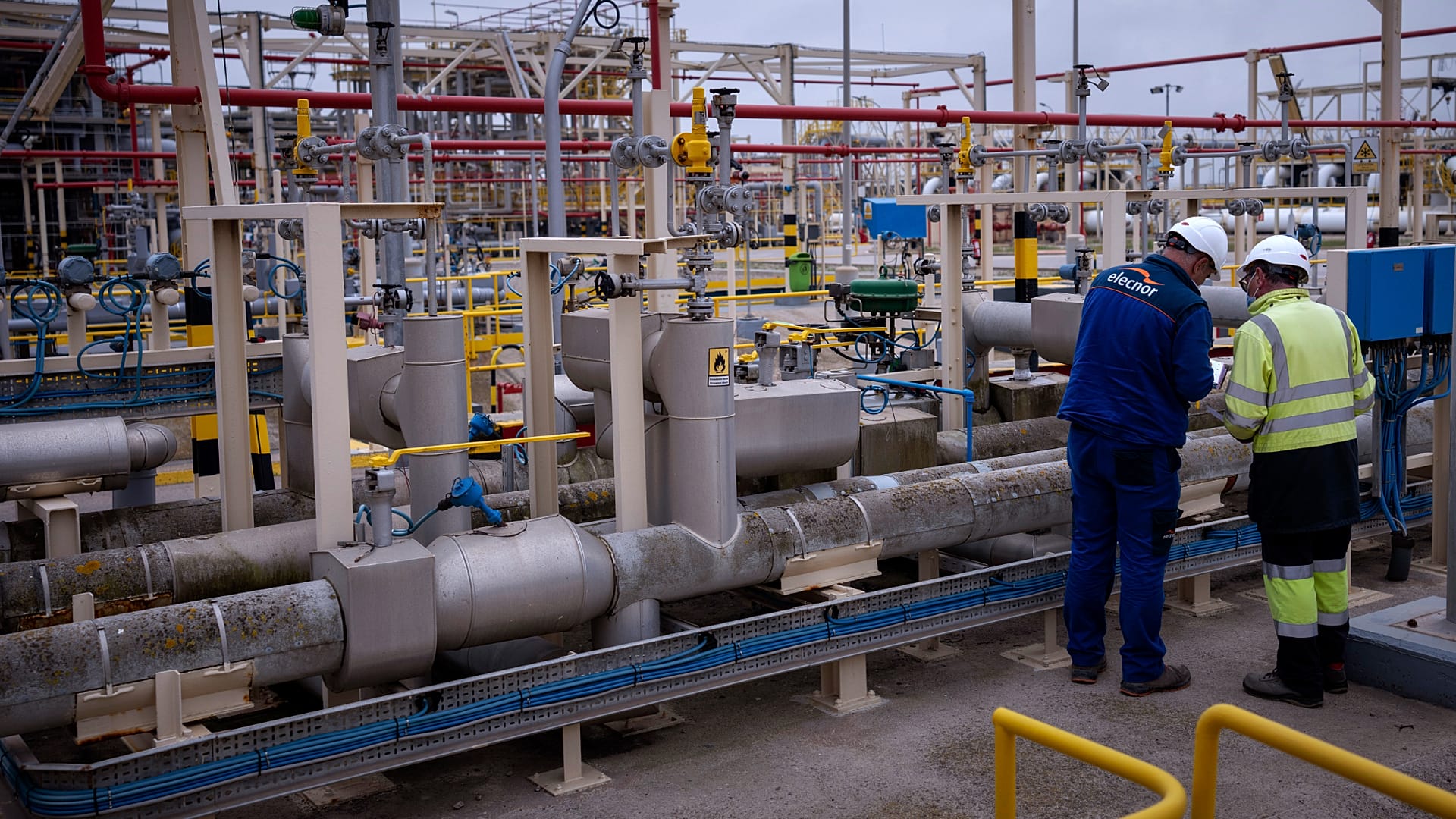 Four years after Russia's invasion: How have electricity and gas prices ...