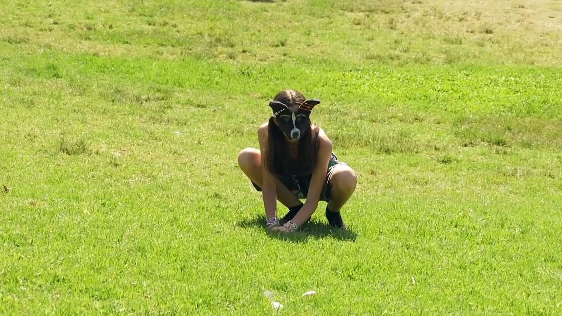 Video. Therian trend: Masked youth identifying as animals gather in ...