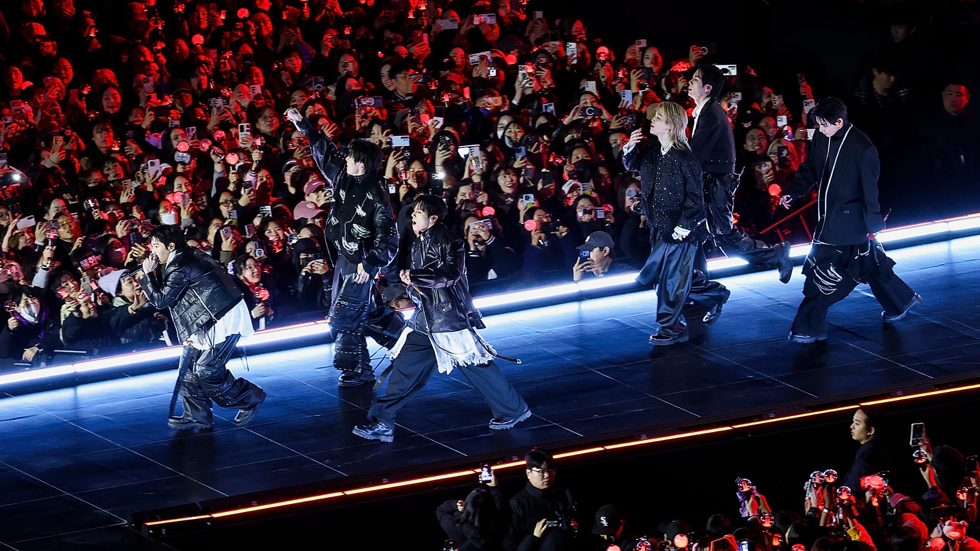 K-pop BTS makes comeback in Seoul: 260,000 fans, millions watching on ...