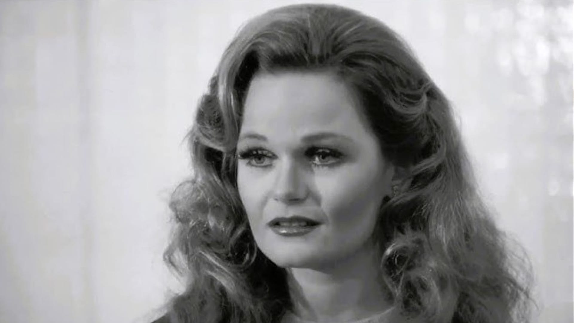 Atriz de 'Super-Homem' e galardoada em Cannes, Valerie Perrine morre ...
