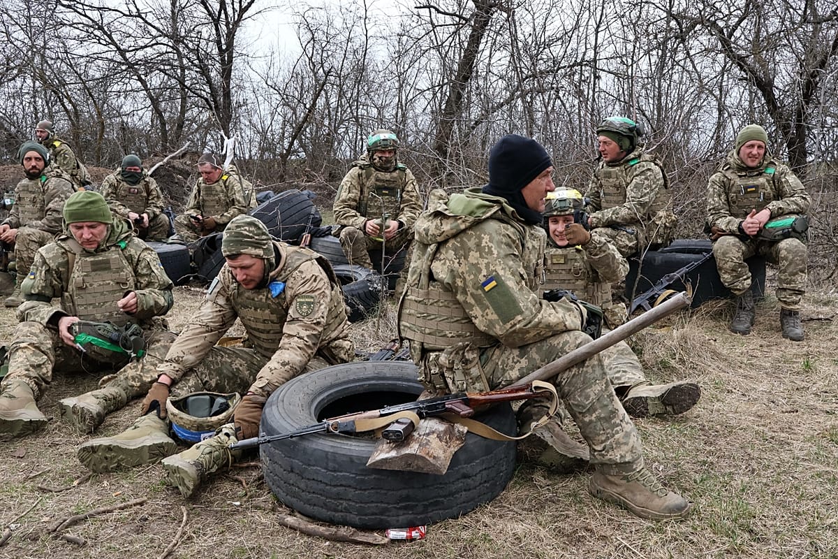 Russia steps up strikes and ground assaults in biggest attack on ...