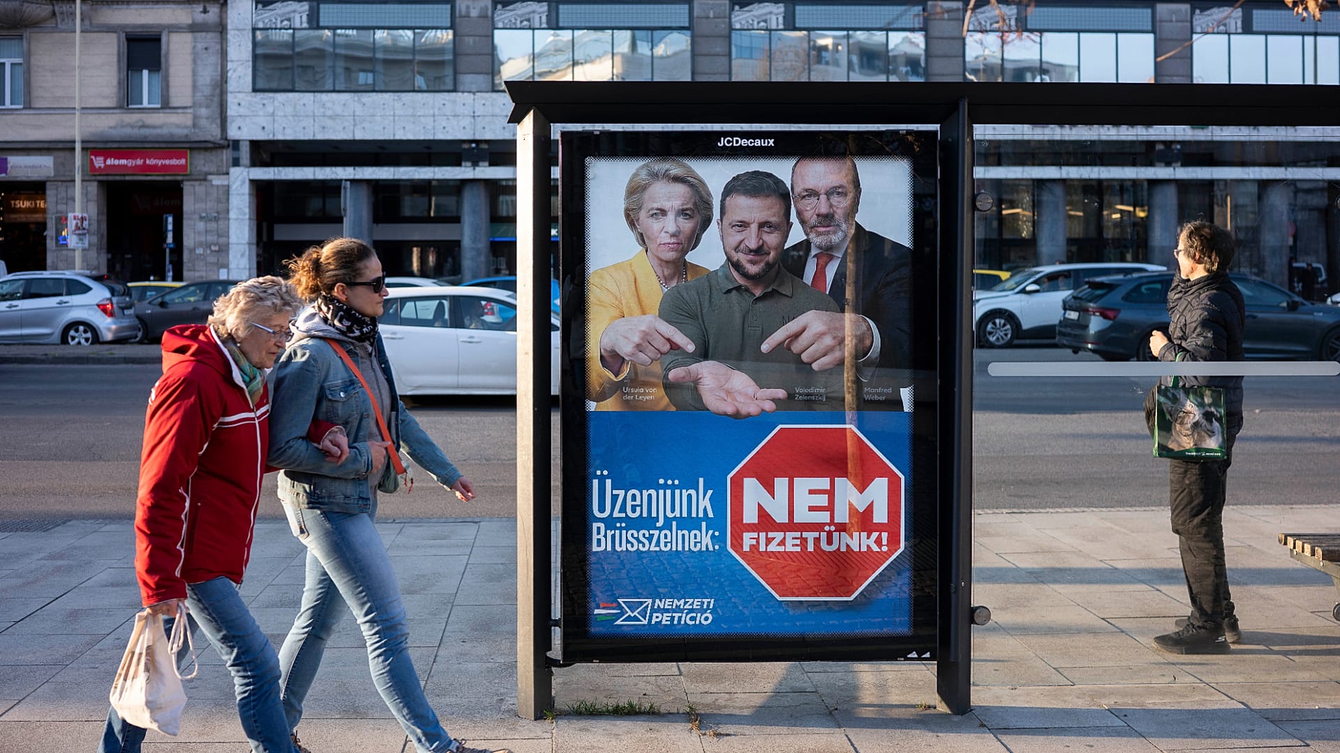 Hungary begins to vote: Orbán and Magyar face off in historic vote ...