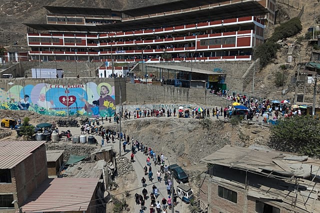 Peruvian presidential election results delayed as tens of thousands get ...