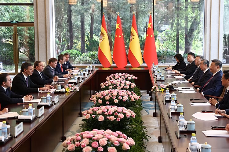 Spain strengthens ties with China as Sánchez backs Beijing's Middle ...
