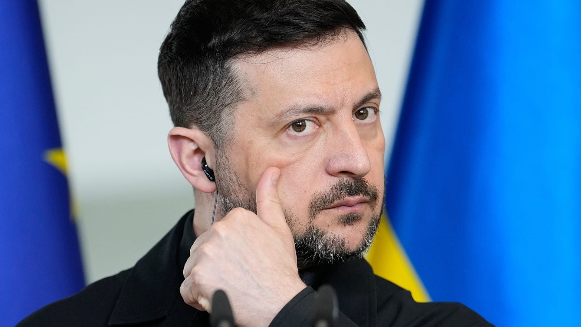 Magyar calls on Orbán to lift veto on €90bn Ukraine loan before leaving ...
