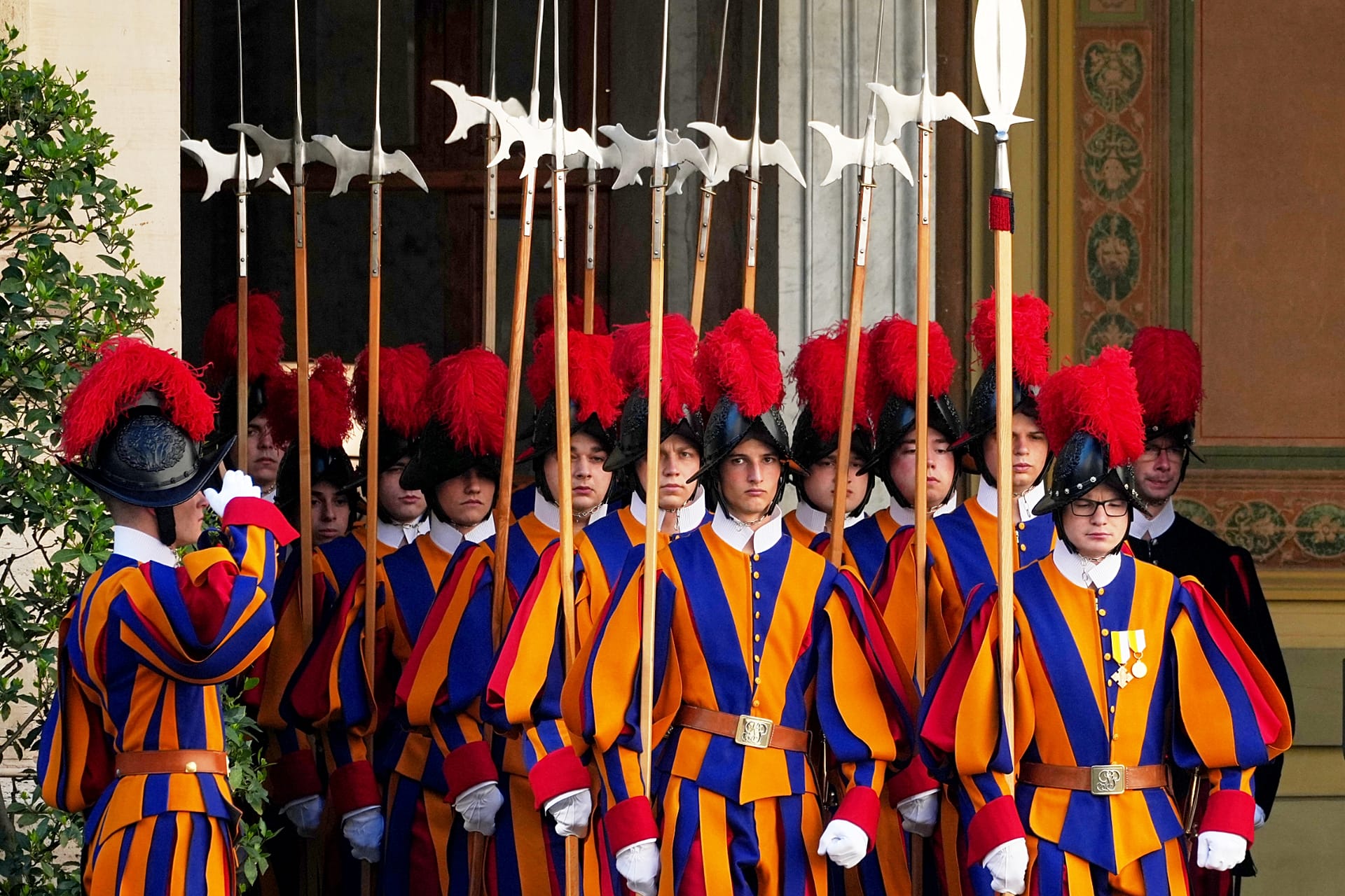 White House vs the pope: What is behind the clash and Catholic just war ...