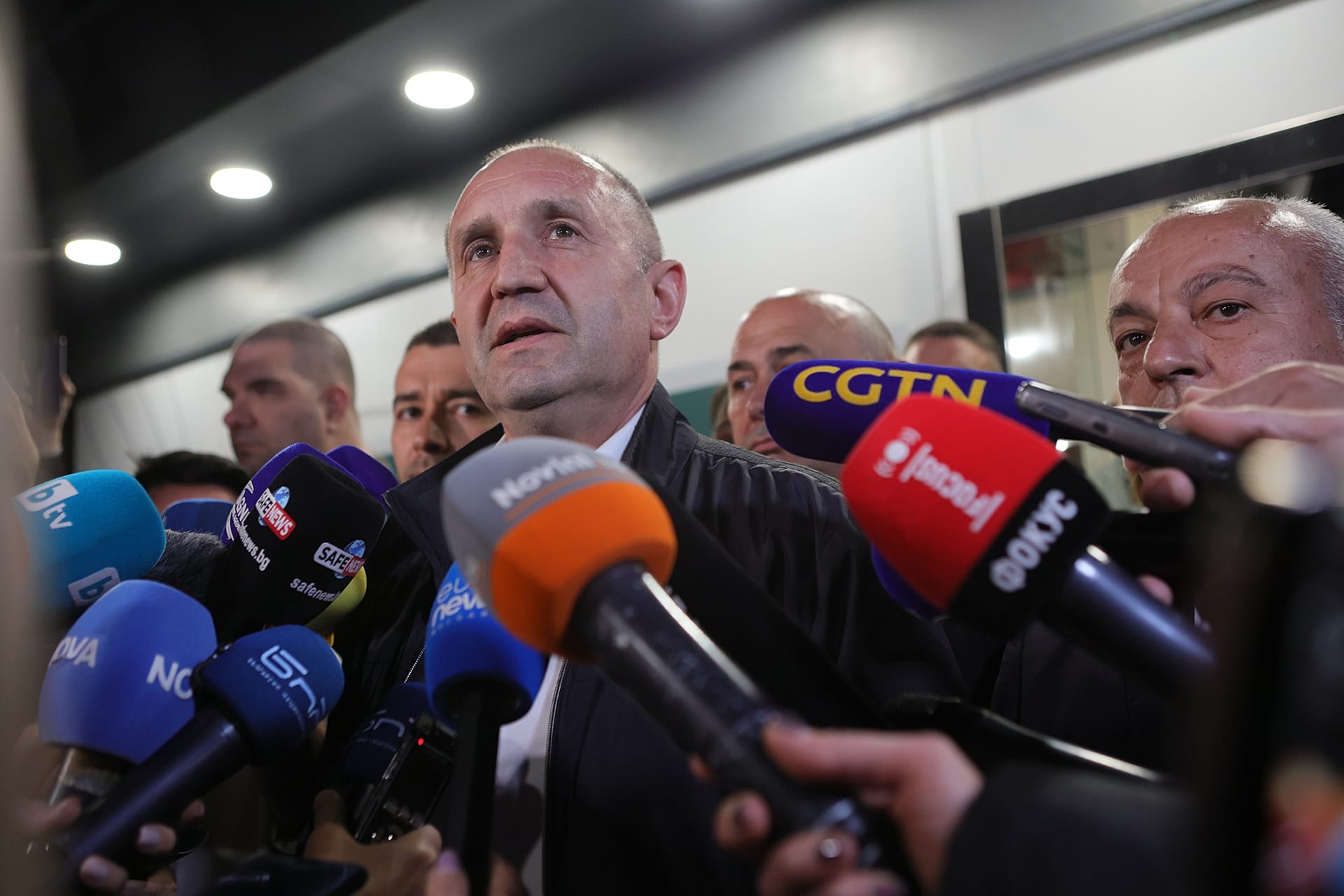 Who is Rumen Radev, the former fighter pilot on course to be Bulgaria's ...